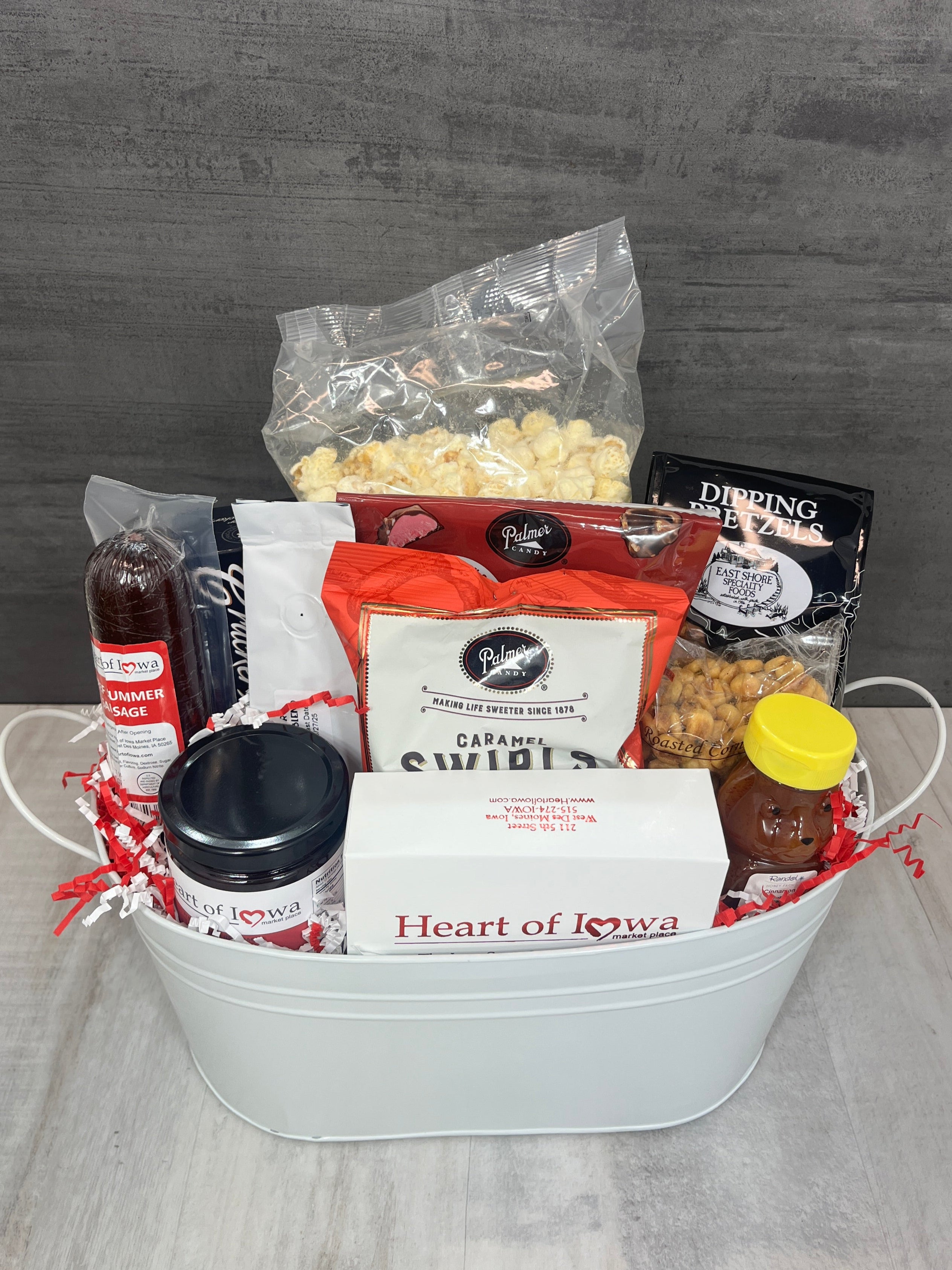 Grand Taste of Iowa Gift Basket – Heart of Iowa Market Place